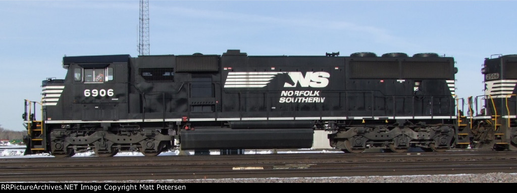 NS 6906
